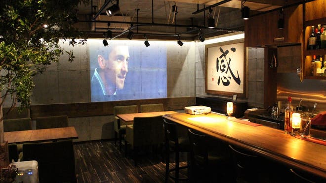 大型ビジョン完備マルチスペース!忘年会、新年会、クリスマスパーティー、さまざまなイベントにご利用ください!の写真1