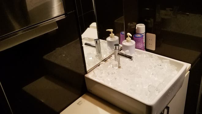 カラオケ付きキャバクラスペース!池袋サンシャイン通り!パーティー・撮影会利用などに!の写真11