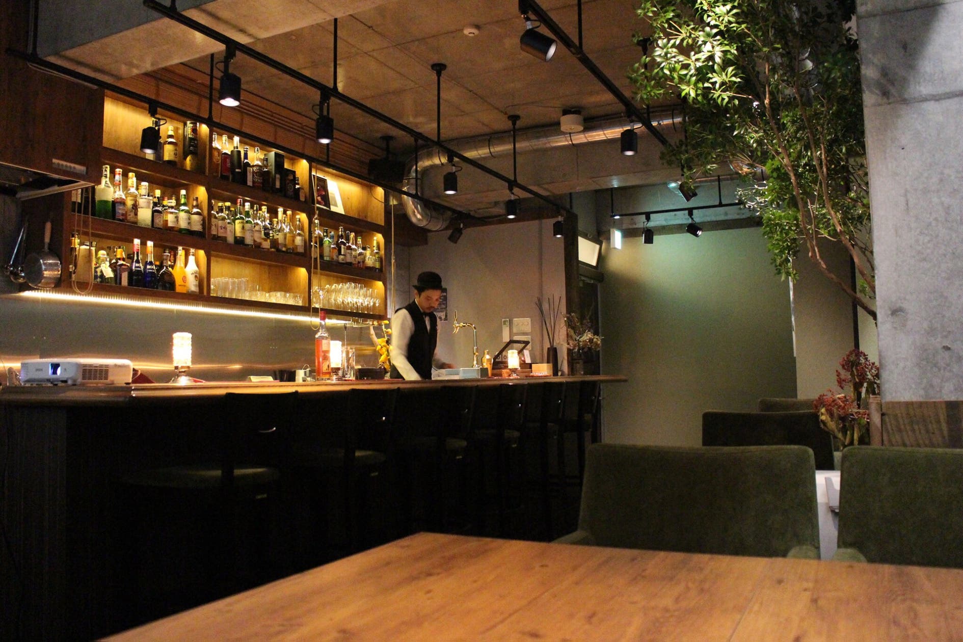 大型ビジョン完備マルチスペース！忘年会、新年会、クリスマスパーティー、さまざまなイベントにご利用ください！の写真4