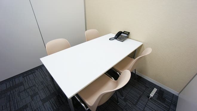 名古屋会議室 プライム 第9会議室【名古屋駅徒歩4分・無料Wi-Fi・最大4名・プライムセントラルタワー名古屋駅前店】の写真1