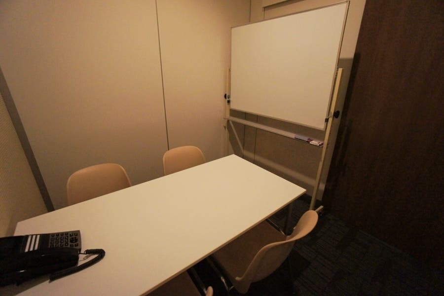 名古屋会議室 プライム 第10会議室【名古屋駅徒歩4分・無料Wi-Fi・最大4名・プライムセントラルタワー名古屋駅前店】の写真6