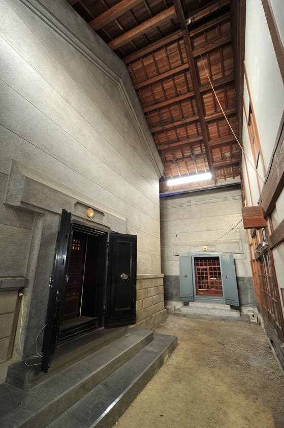 【秋田・湯沢市】約80年の歴史を持つ国登録有形文化財/山内家住宅 内蔵（文庫蔵）の写真8