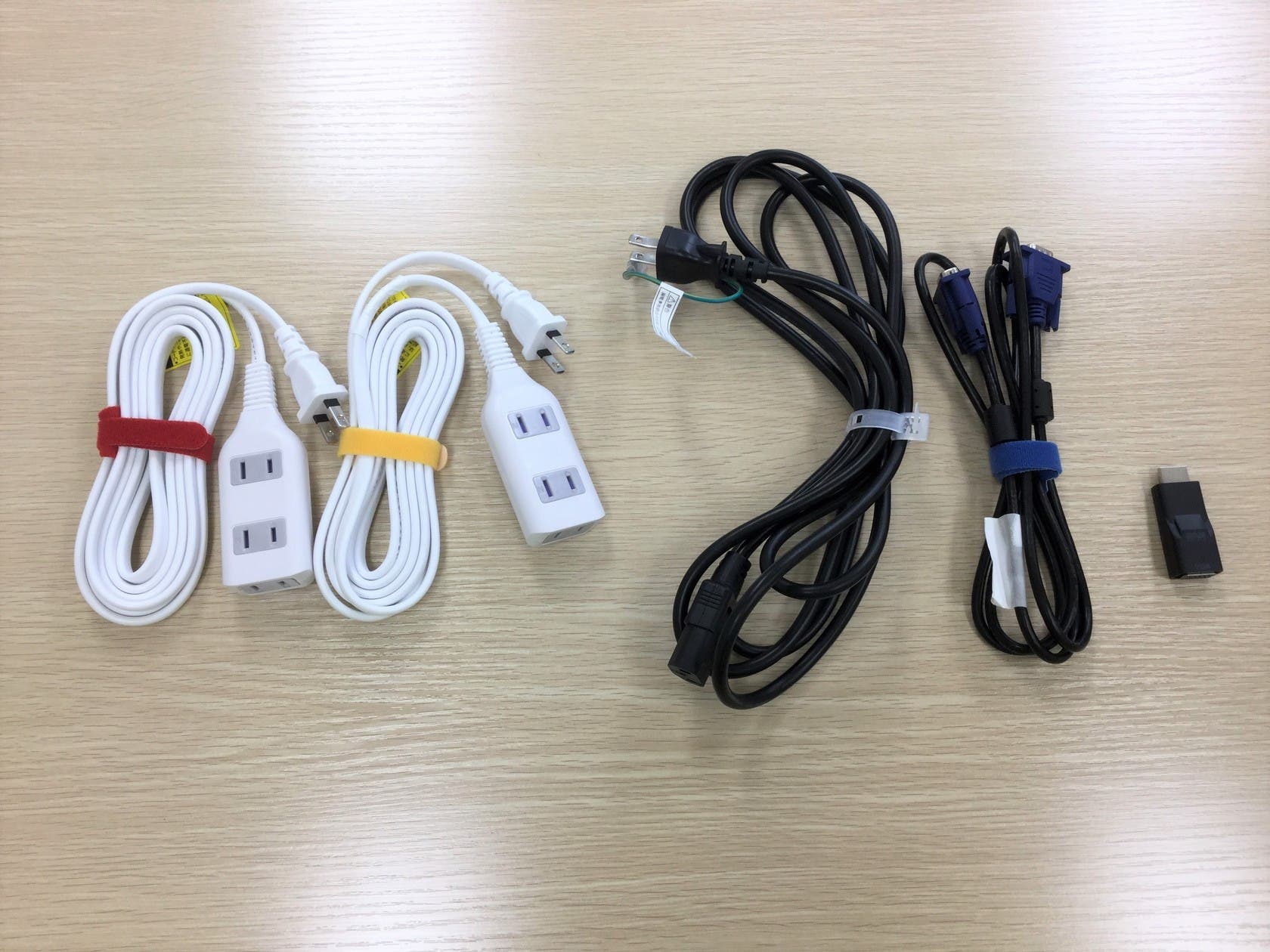 《あいあい会議室 大通4階》札幌大通駅出口18より徒歩30秒の好アクセス！プロジェクター、Wi-Fi完備の写真5