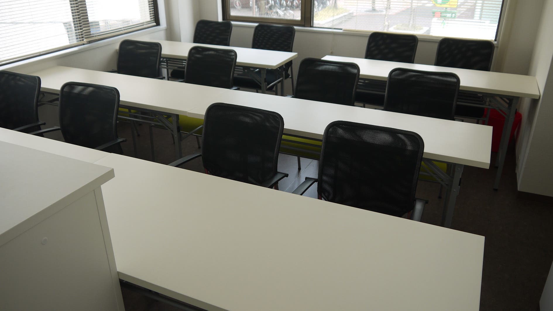 Aスタジオ｜壁一面鏡張り×完全個室｜1人ダンス・レッスン・ヨガに最適｜24H無人レンタル・人数制限なし・ペット可の写真12