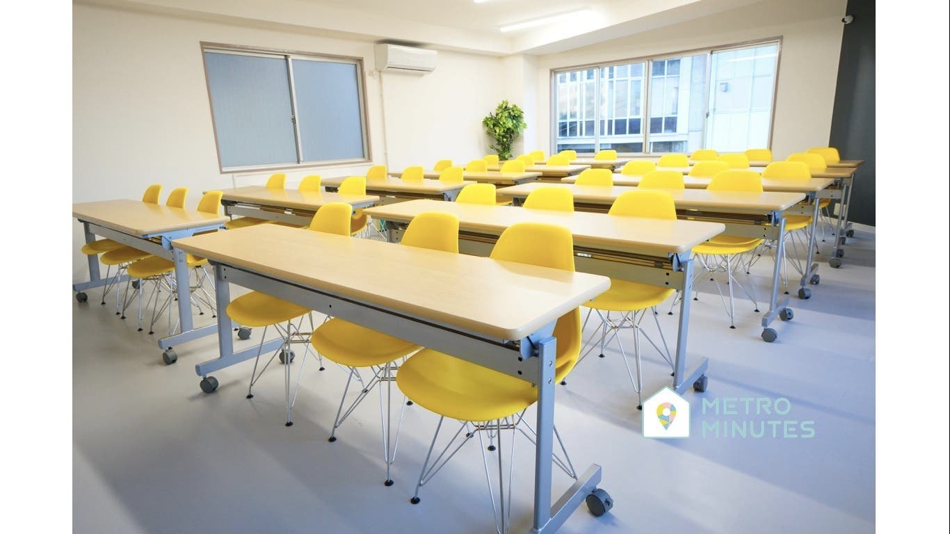 ＜グランデ会議室＞最大39名収容！新大阪駅より徒歩1分♪光回線Wi-Fi📶プロジェクター🎥会議/セミナー/研修/ワークショップの写真10