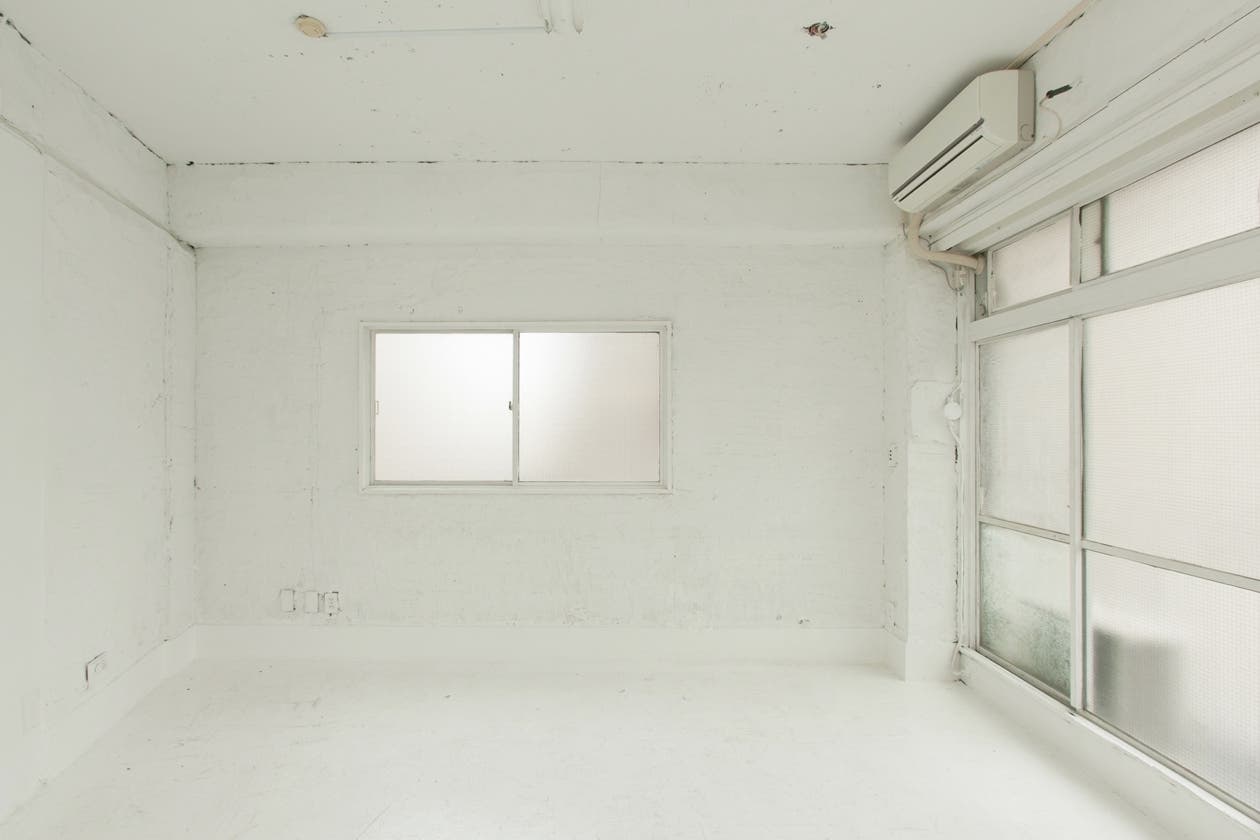 目黒 五反田 不動前 白ペンキ仕上げ  大判ペルシャ絨毯 格安プランあり　ハウススタジオの写真14