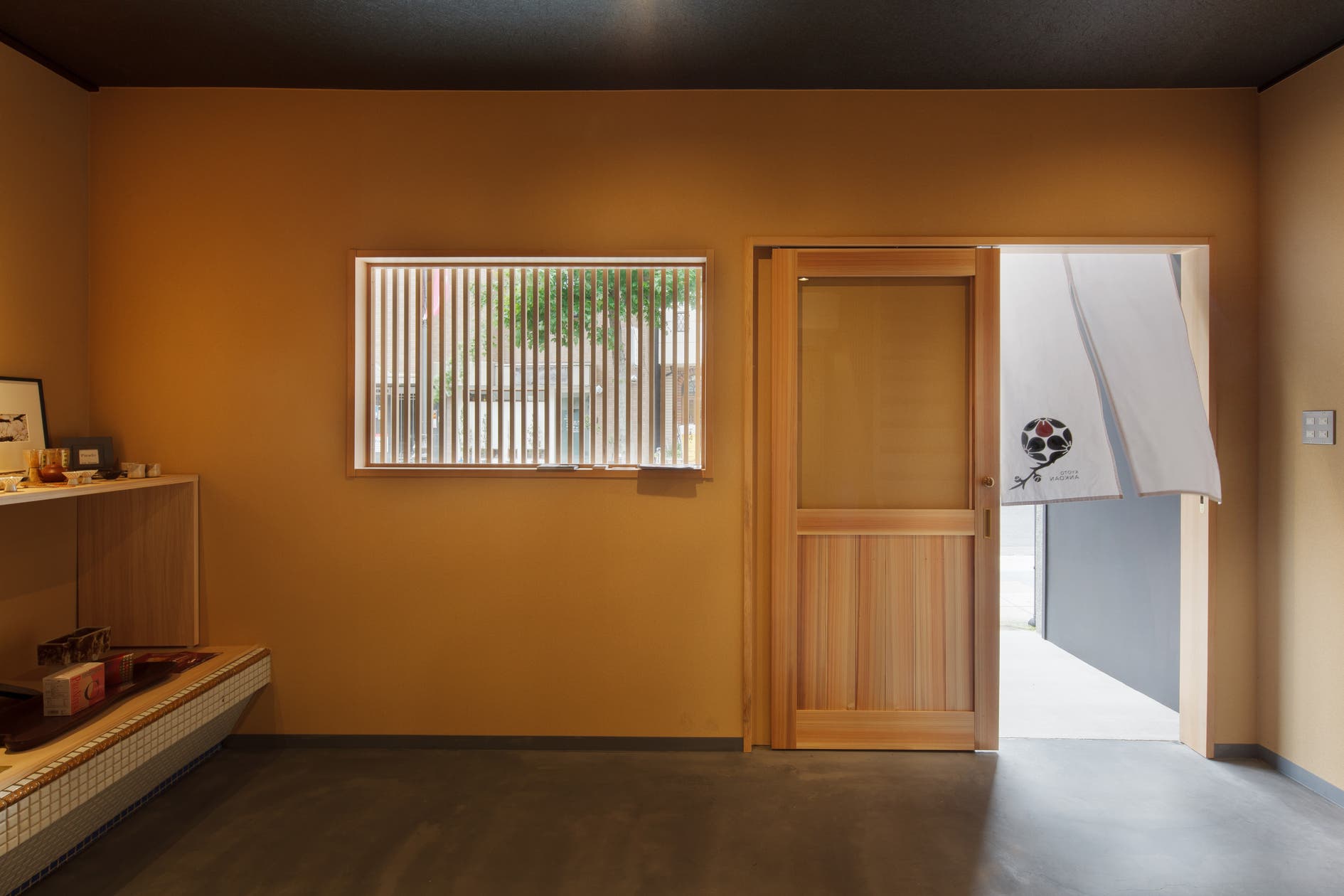 お茶が飲める二階建て京町家風スペースの写真2