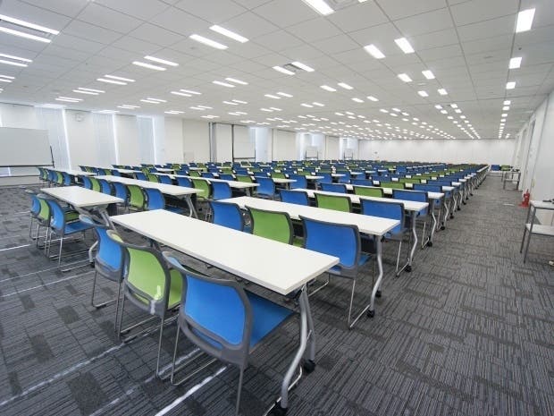 名古屋会議室 プライム 第1+2+3+4会議室【名駅4分・無料Wi-Fi・最大294名・プライムセントラルタワー名古屋駅前店】の写真1