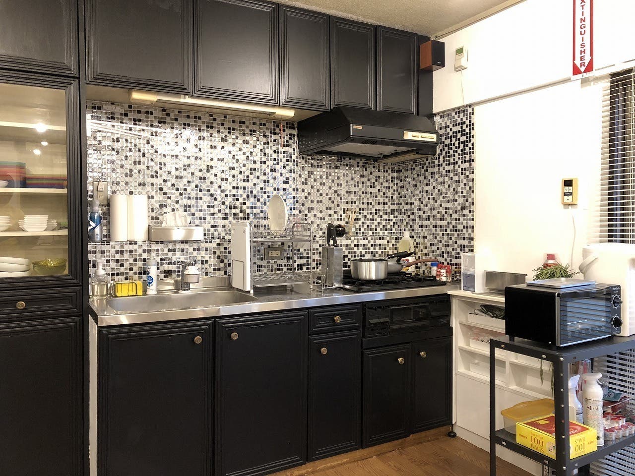 <横浜駅徒歩6分>広々スペース！子連れ女子会も会議もオフ会もできるキッチン付き！WiFi♪の写真5