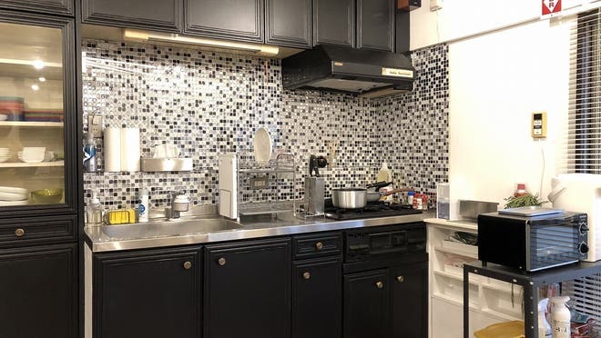 <横浜駅徒歩6分>広々スペース!子連れ女子会も会議もオフ会もできるキッチン付き!WiFi♪の写真5