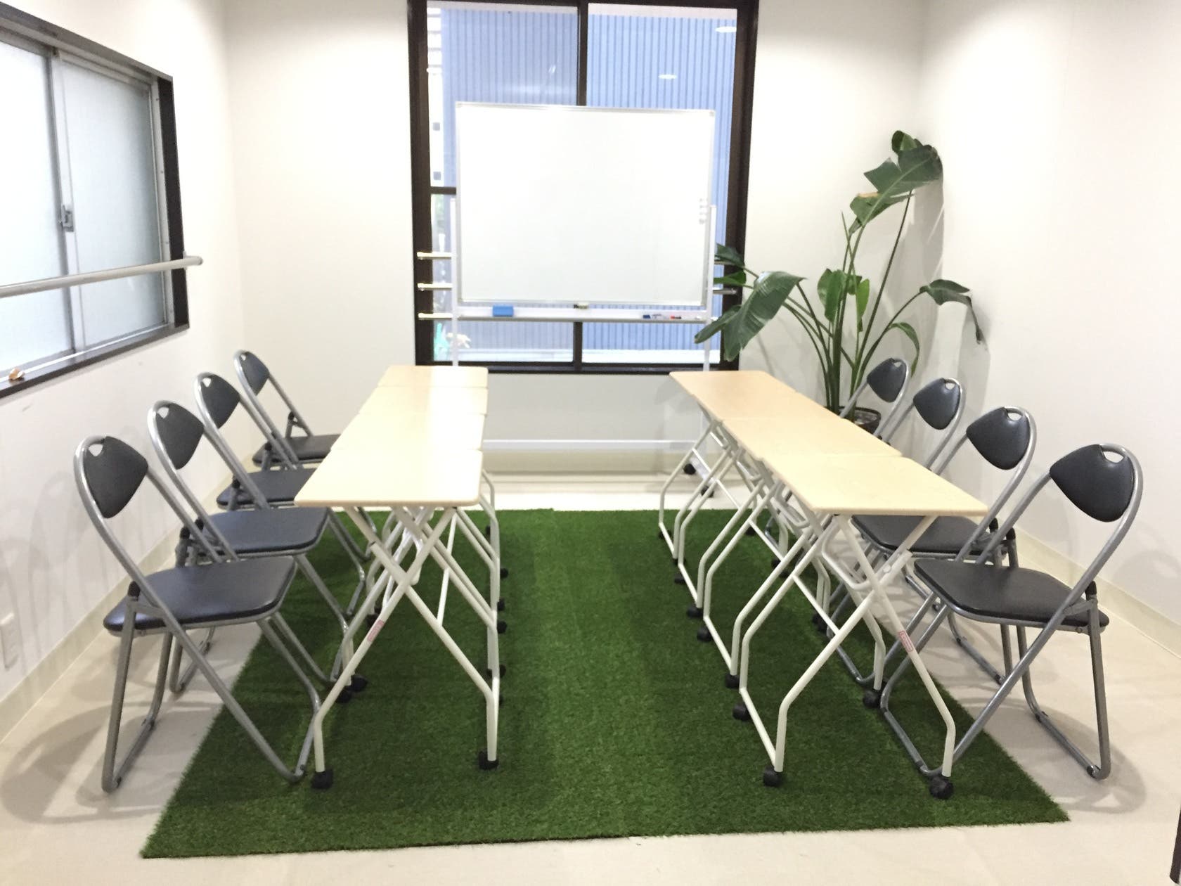 気分を変えて芝生の上でミーティング。テレワーク・会議・自習・セミナー利用に。【久屋大通　徒歩５分】の写真1