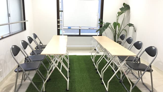 気分を変えて芝生の上でミーティング。テレワーク・会議・自習・セミナー利用に。【久屋大通 徒歩5分】の写真1