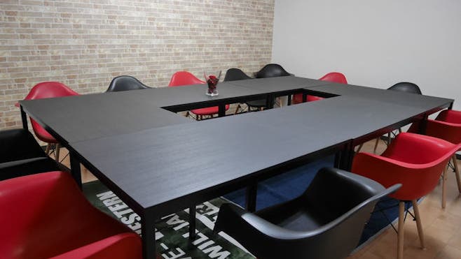 久屋大通1分、栄6分!★Wi-Fi高速光回線で快適★テレワーク・レッスン・面接・ミーティングにお勧めの写真2