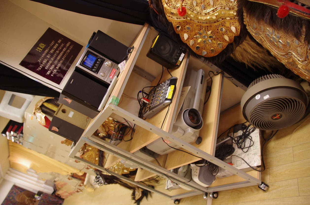 【吉祥寺駅徒歩5分】<B1>スポットライト完備の多目的スペース。40名までのダンスやヨガ、瞑想、ワークショップ、パーティ等にの写真7