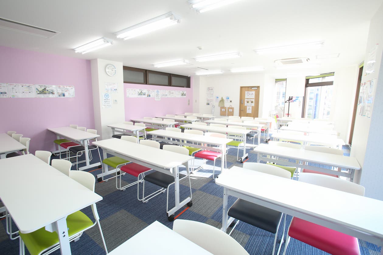 【天神駅徒歩2分】定員50名+予備椅子11名！プロジェクター含む備品・高速Wi-Fi無料！601会議室の写真9