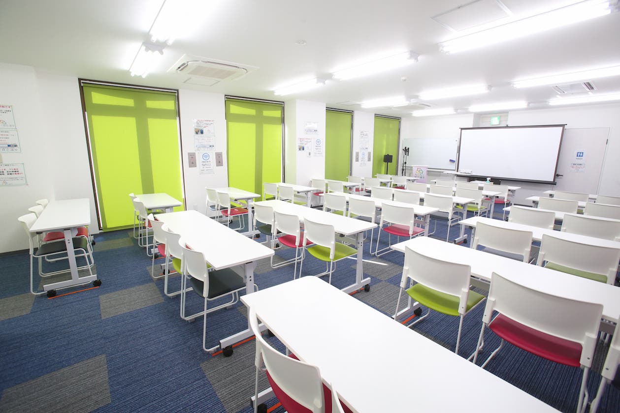 【天神駅徒歩2分】定員50名+予備椅子11名！プロジェクター含む備品・高速Wi-Fi無料！601会議室の写真11