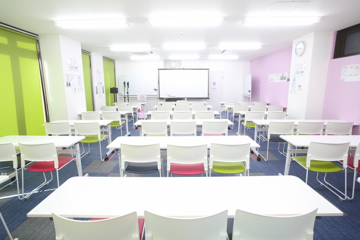 【天神駅徒歩2分】定員50名+予備椅子11名！プロジェクター含む備品・高速Wi-Fi無料！601会議室の写真12