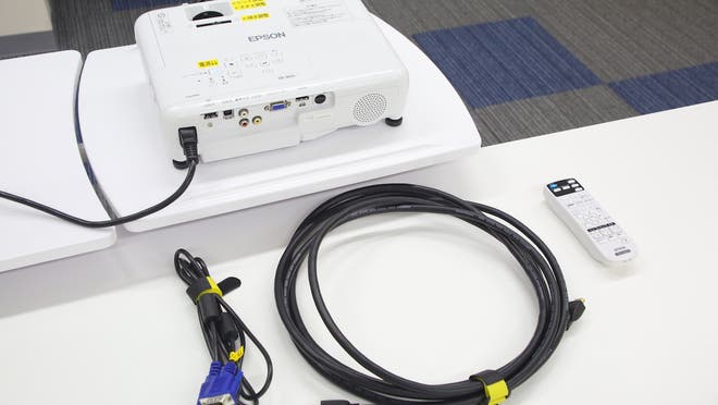 【天神駅徒歩2分】定員50名+予備椅子11名!プロジェクター含む備品・高速Wi-Fi無料!601会議室の写真13