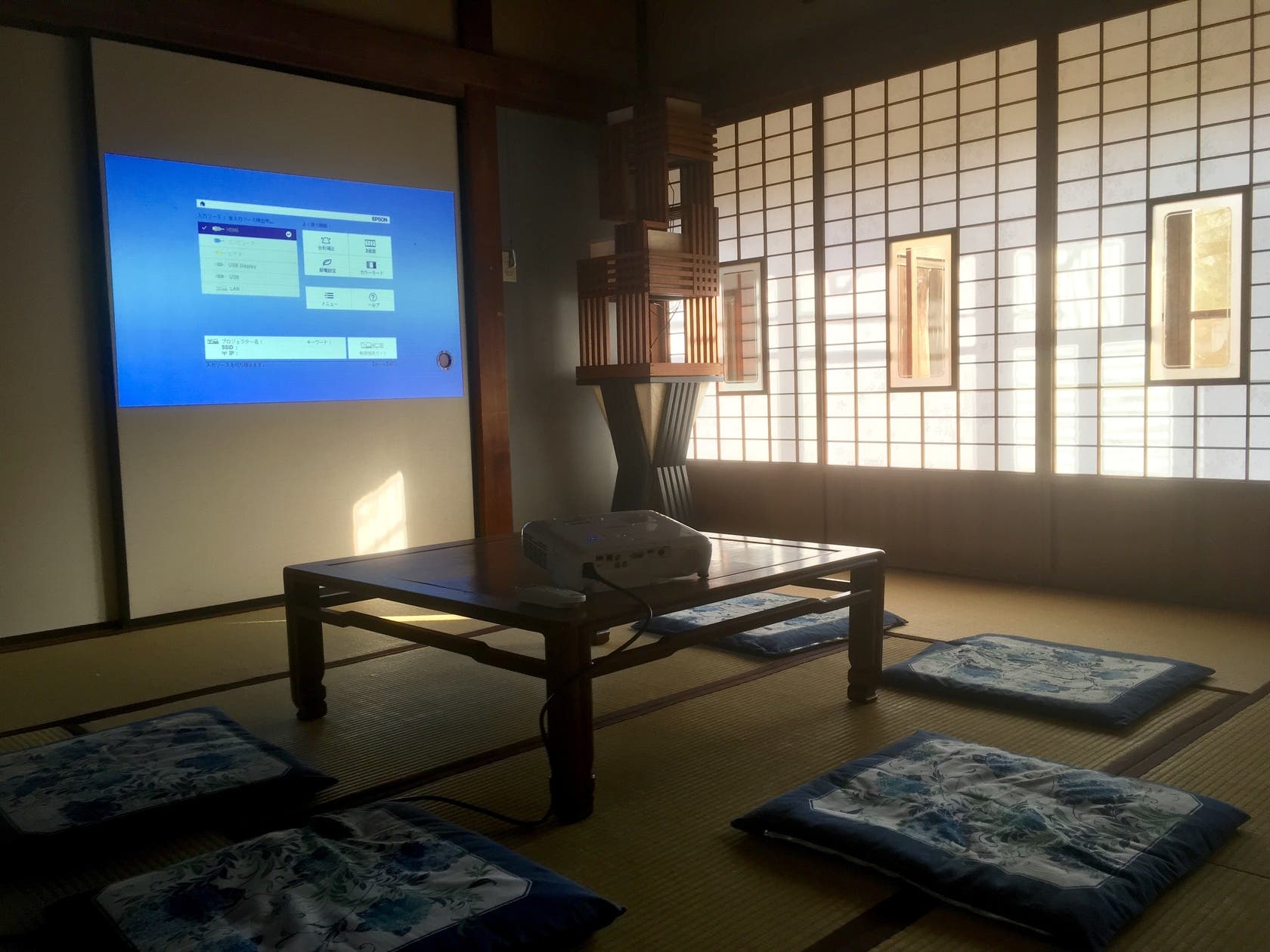 【湘南・三浦】築90年の古民家。夏を感じる海沿いスペース　夕日が綺麗な海辺まで徒歩1分！の写真6