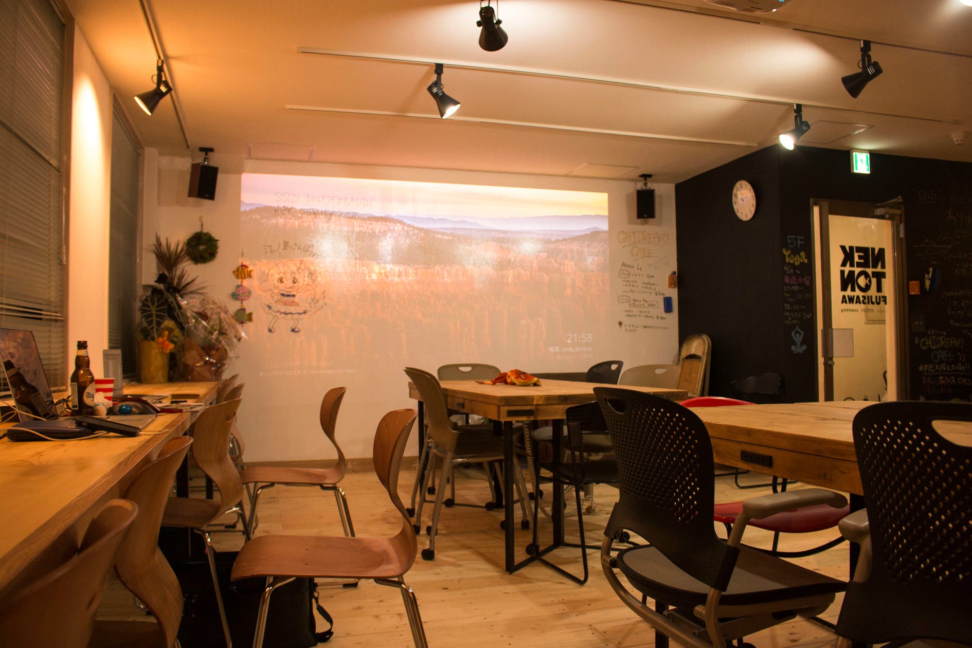 【湘南・藤沢】★ゆったり1日＆おてがる半日貸切★コワーキングカフェ空間｜パーティーや会議やワークショップや料理教室も！の写真18