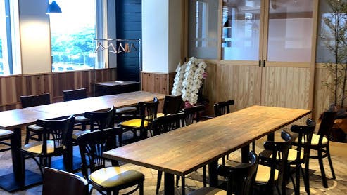 勾当台公園市民広場隣イベントスペース・スクリーン・プロジェクター付!女子会・誕生日会・ママ会・会議利用などに!の写真1