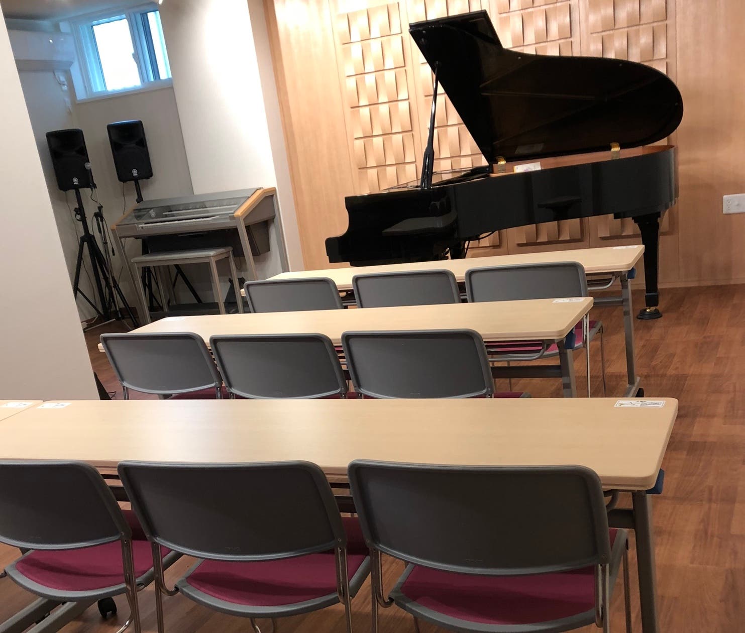 福岡市中央区の音楽スタジオ！グランドピアノ・グランドハープ・エレクトーン設置！練習・ミニコンサートに！の写真10