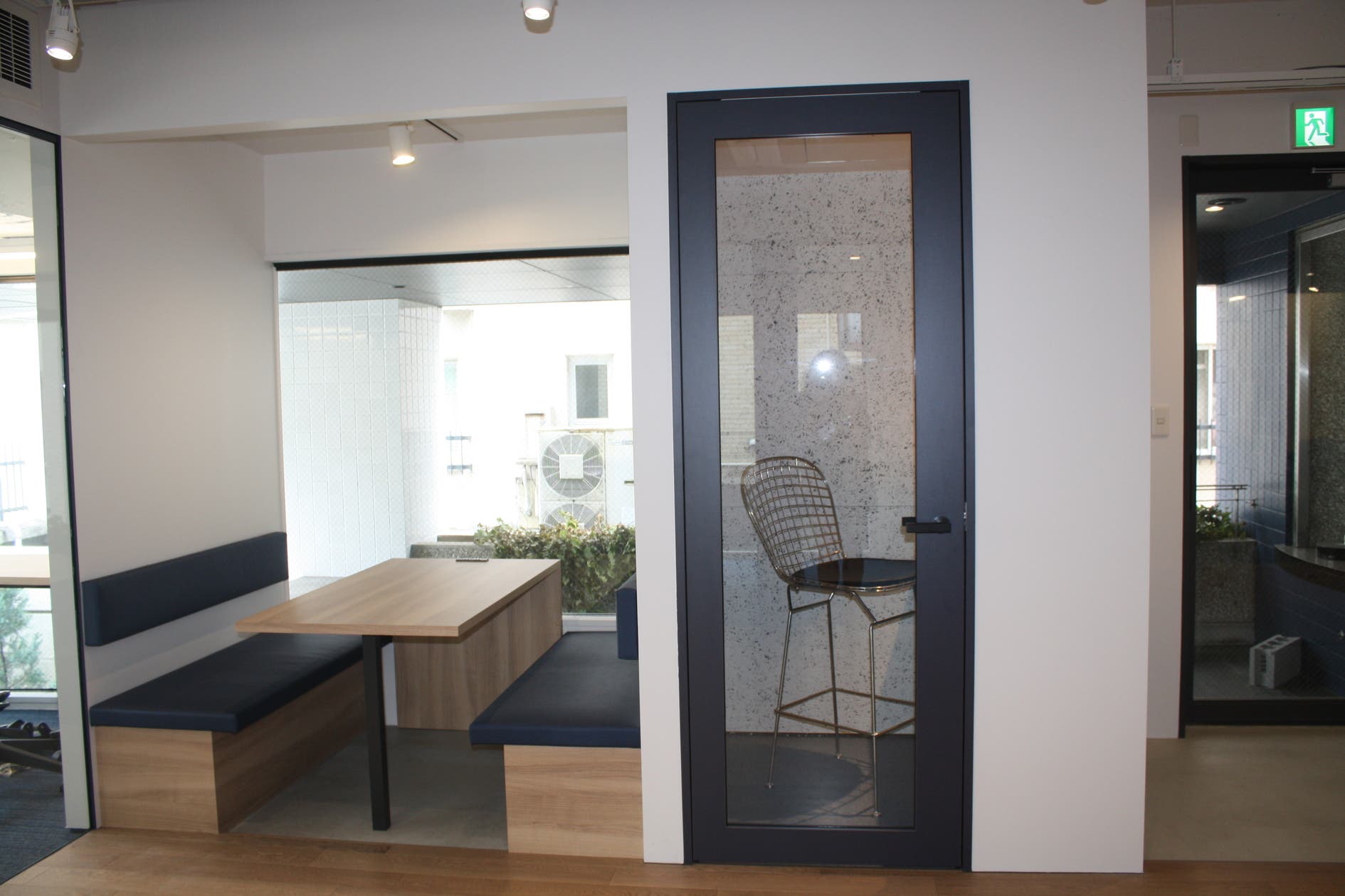 《六本木ヒルズすぐ》◆ガラス張りの会議室◆wi-fi・モニター・ホワイトボード完備・カフェ併設　2F(A)〈最大6名〉の写真12