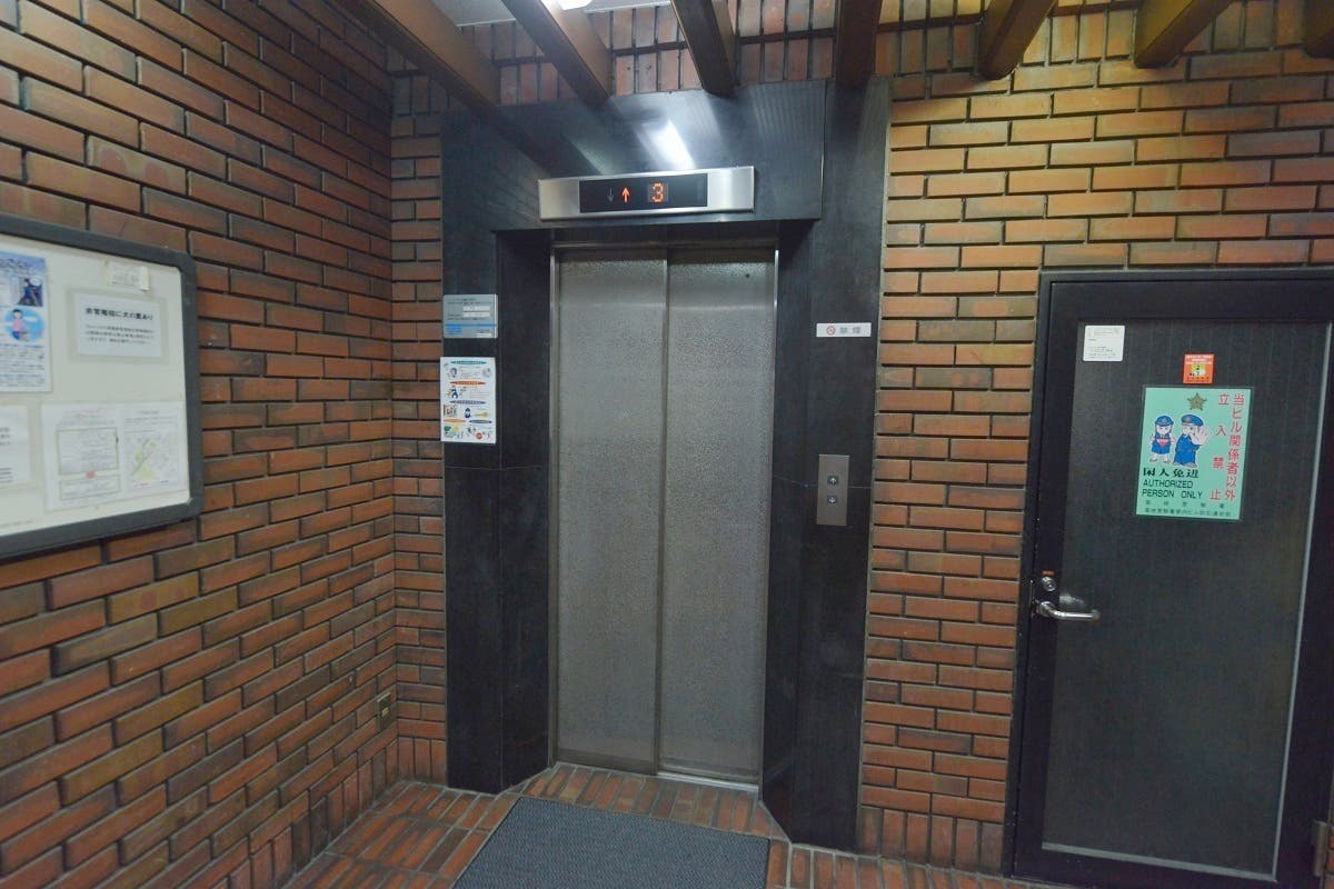 【🎖️NEW OPEN】東銀座駅歩3分の好立地！大きな窓で自然光たっぷりの明るい会議室 一日プラン値下げ　地域最安値‼の写真29