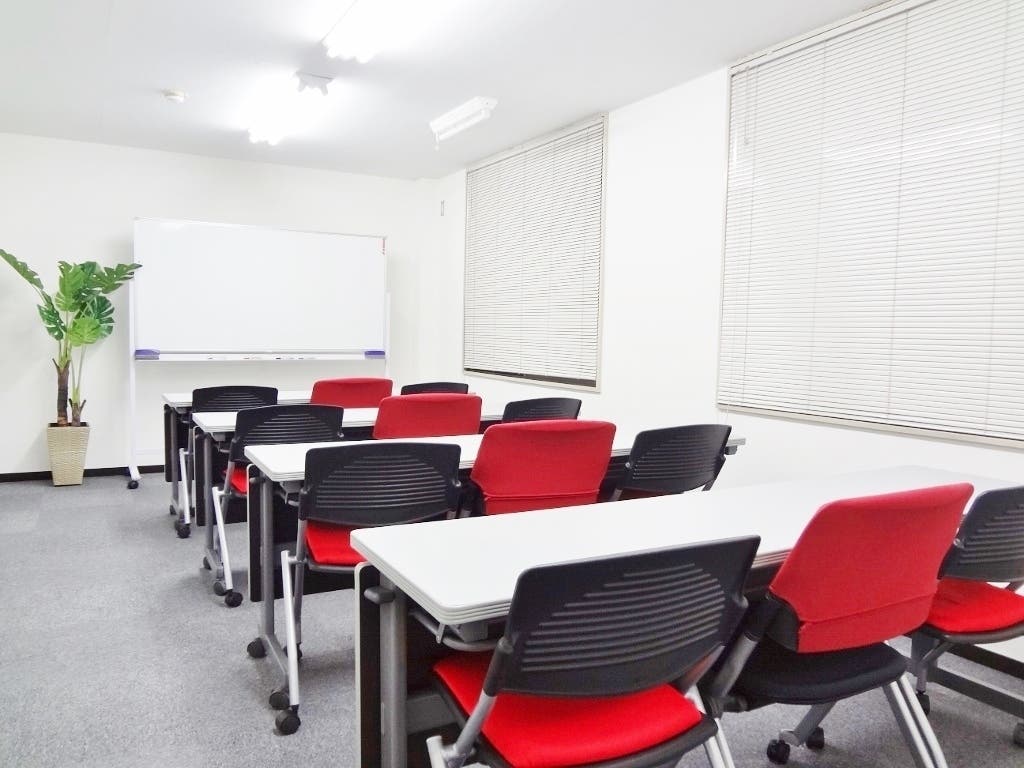 本町駅3分♪ゆったり個室で発想広がる、セミナー、オフ会、集い♬プロジェクター無料♫コンフォートスペース本町◇の写真3