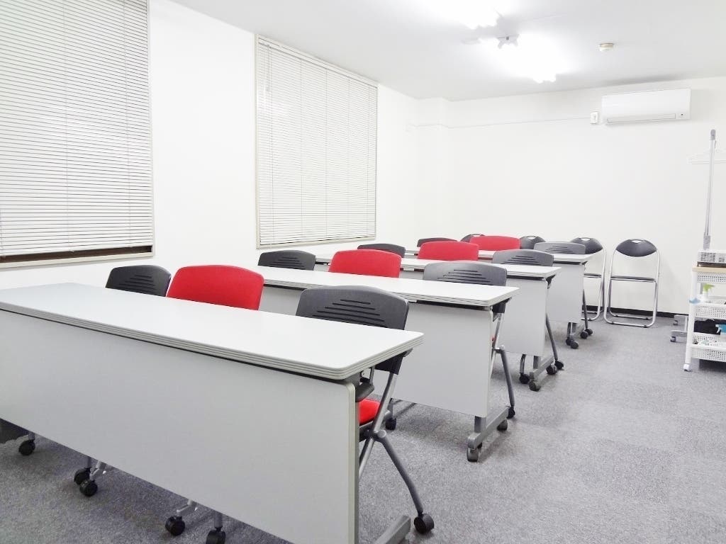 本町駅3分♪ゆったり個室で発想広がる、セミナー、オフ会、集い♬プロジェクター無料♫コンフォートスペース本町◇の写真4