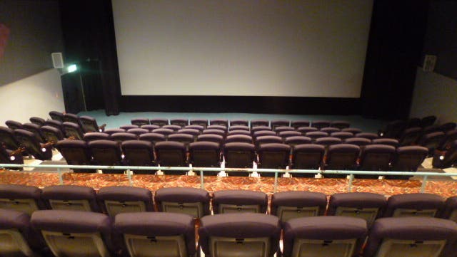 【キャナルシティ博多 142席】映画館で、会社説明会、株主総会、講演会の企画はいかがですか?の写真1
