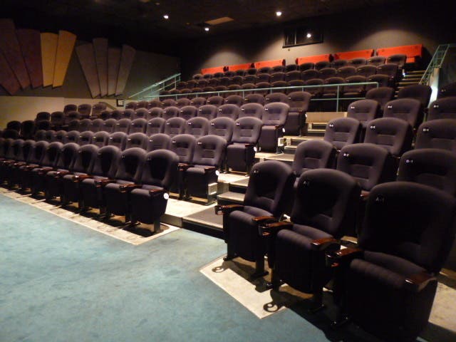 【キャナルシティ博多 142席】映画館で、会社説明会、株主総会、講演会の企画はいかがですか？の写真2