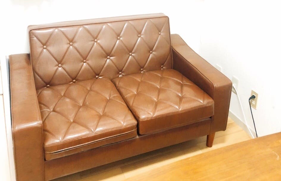 ⭐️Wi-Fi & TVあり⭐️無料ドリンク充実！くつろぎソファスペースの写真4