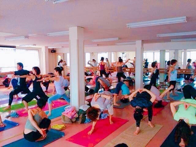 【スタジオ】国道2号線沿約120㎡神戸・大阪からアクセス抜群！映画鑑賞/ボイトレ/フィットネス/動画配信/会議/ランチ会/女子会の写真23