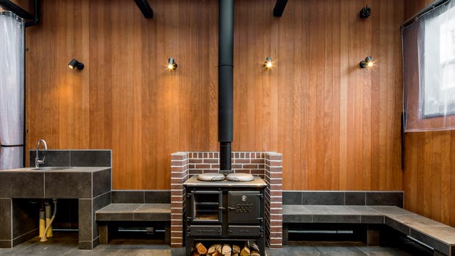 薪ストーブ・キッチン・生ビールサーバー付 ゲストハウスなごのや別館ラウンジの写真6