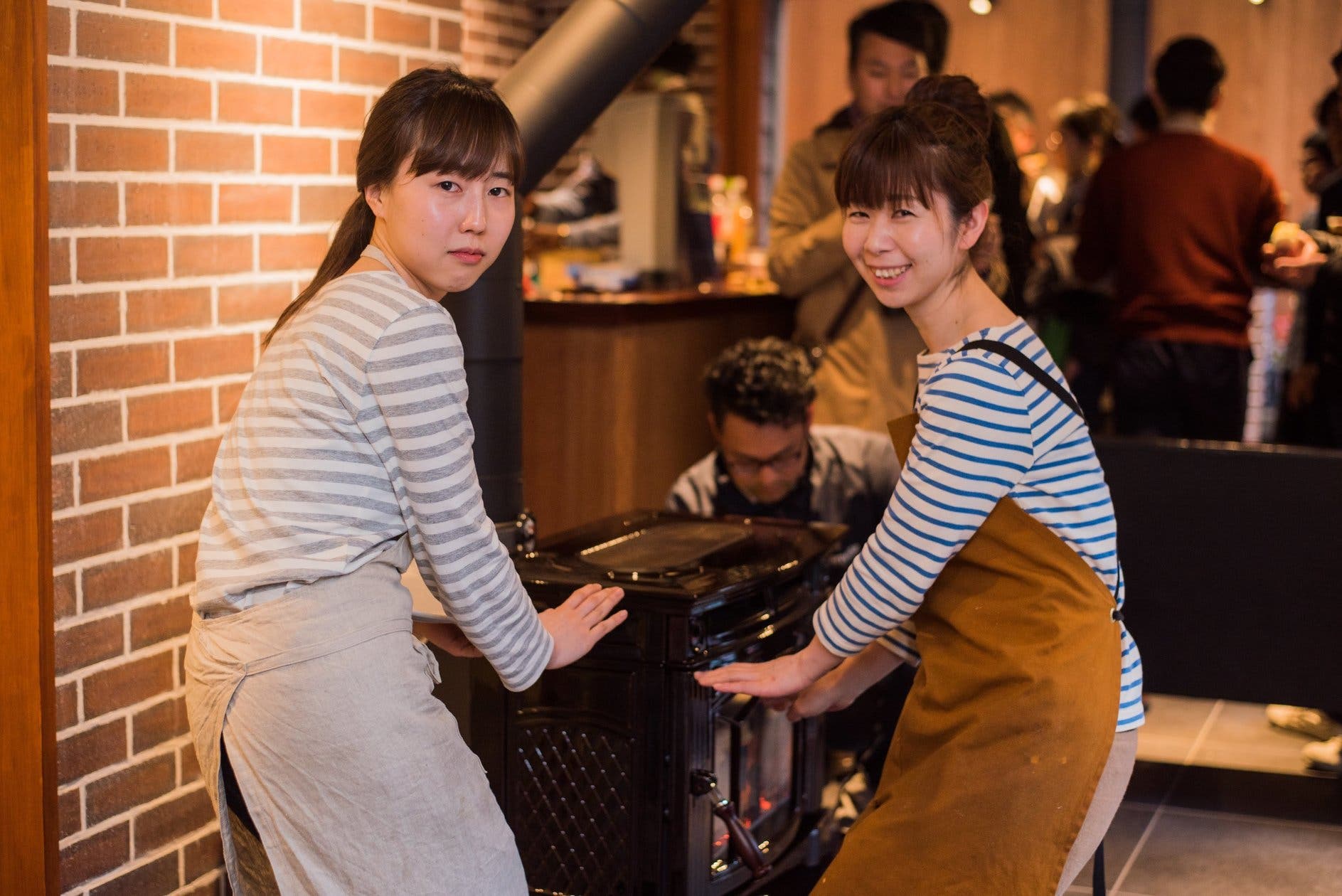 薪ストーブ・キッチン・生ビールサーバー付　ゲストハウスなごのや別館ラウンジの写真11