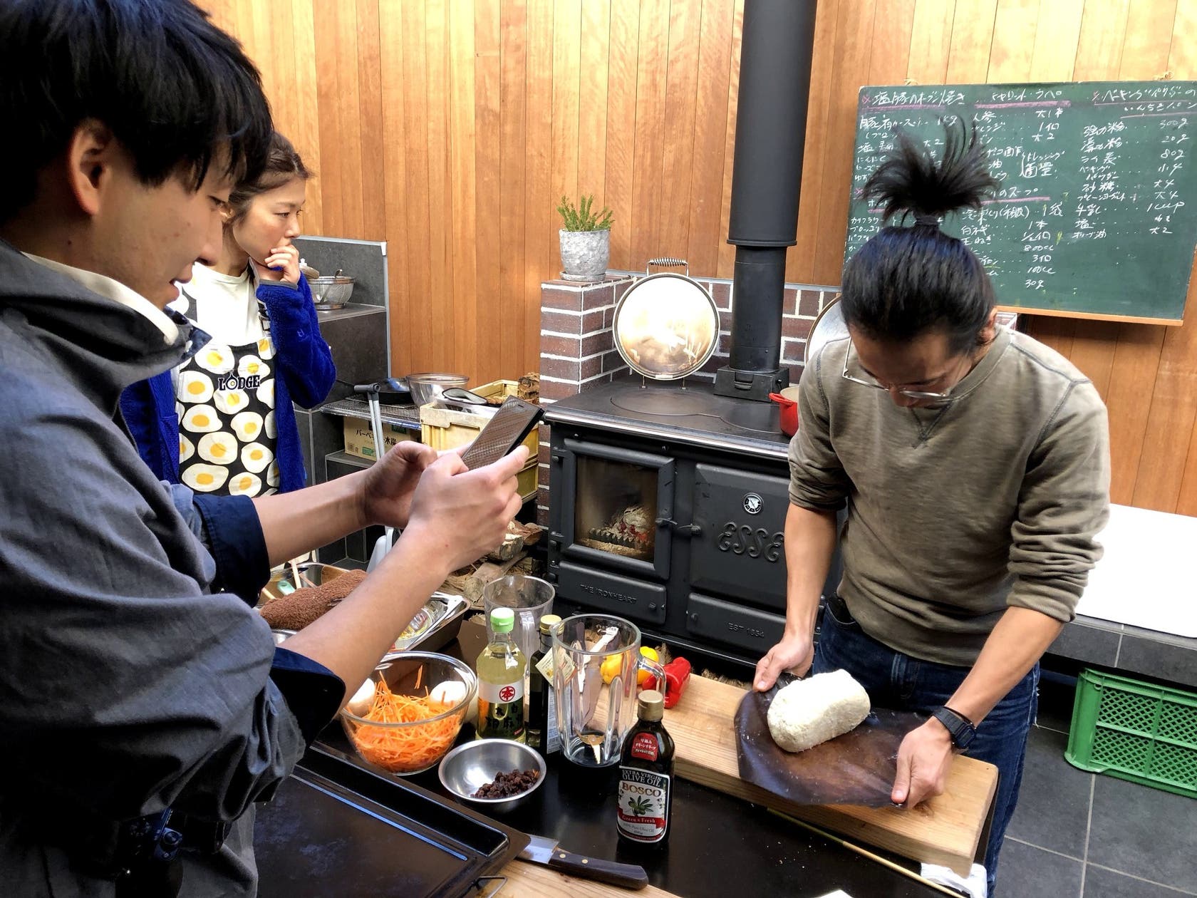 薪ストーブ・キッチン・生ビールサーバー付　ゲストハウスなごのや別館ラウンジの写真22