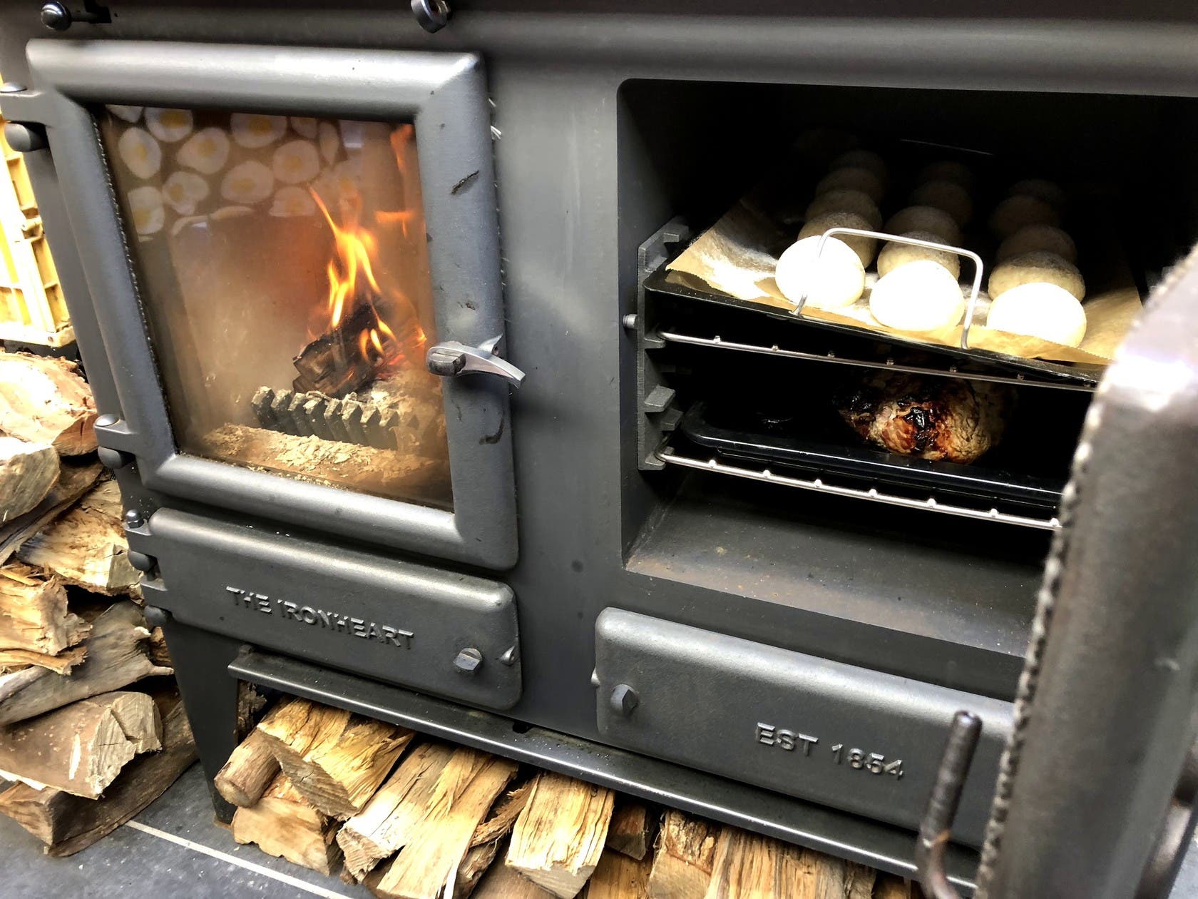 薪ストーブ・キッチン・生ビールサーバー付　ゲストハウスなごのや別館ラウンジの写真25