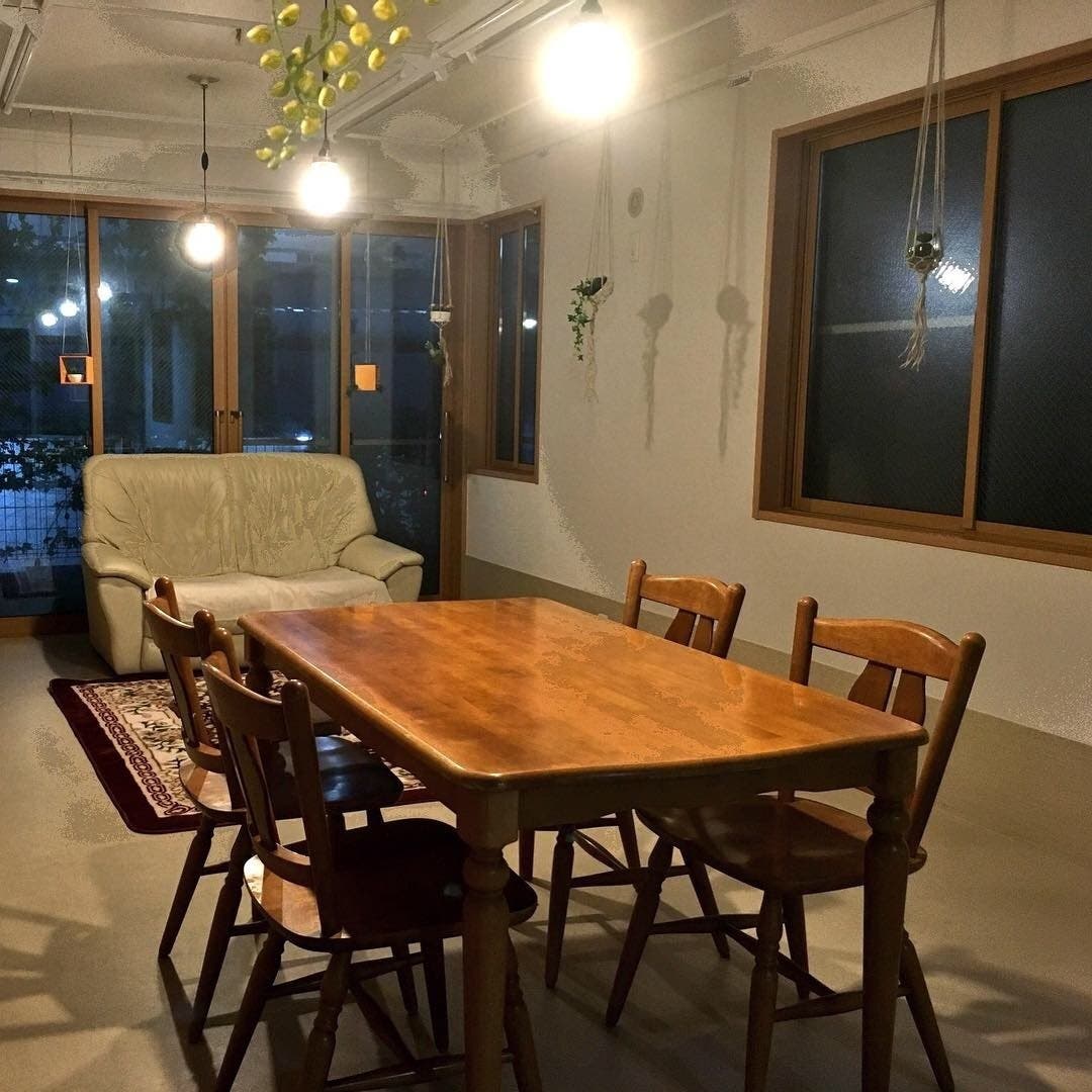 キッチン、ピクチャーレール付き！展示会・女子会・パーティ等も可能な多目的スペース！の写真1