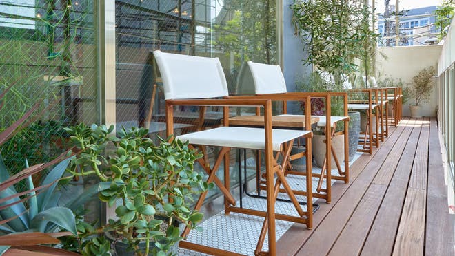 【大きな窓、テラス席あり】渋谷随一のデザインDJレストラン/最大80名/マイク、プロジェクターの写真7