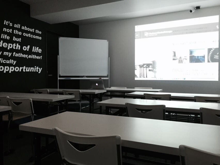 【新宿・四谷】ちょっとお洒落なデザイナーズ会議室でのご利用はいかが？の写真1