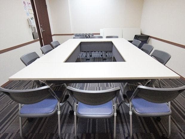 名古屋会議室 錦店 第2会議室 WiFi プロジェクター 最大18人利用可【室料20%オフ】 の写真5