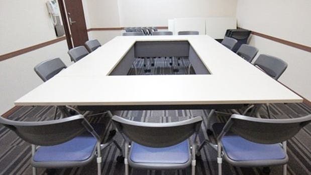 名古屋会議室 錦店 第2会議室 WiFi プロジェクター 最大18人利用可【室料20%オフ】 の写真5