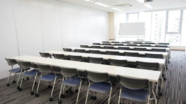 名古屋会議室 錦店 第3会議室 WiFi プロジェクター 最大42人利用可【室料20%オフ】 の写真1