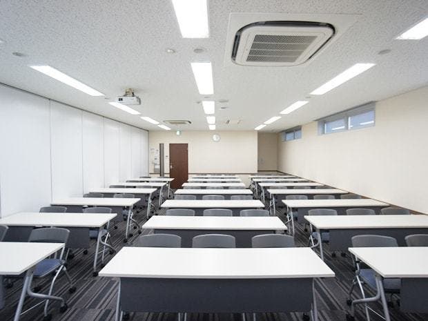 名古屋会議室 錦店 第4会議室 WiFi プロジェクター 最大54人利用可【室料20%オフ】 の写真2