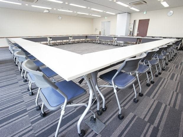 名古屋会議室 錦店 第3+4会議室 WiFi プロジェクター 最大96人利用可【室料20%オフ】 の写真1