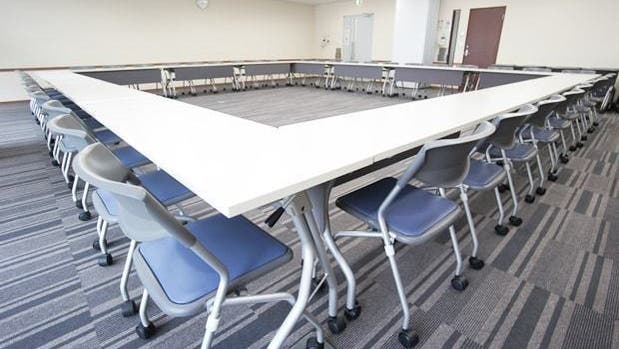 名古屋会議室 錦店 第3+4会議室 WiFi プロジェクター 最大96人利用可【室料20%オフ】 の写真1