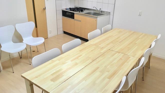 【千葉駅西口すぐ】無料光WIFI!日当たり良好!40インチモニタ/カリルーム千/完全個室/施術台の写真13