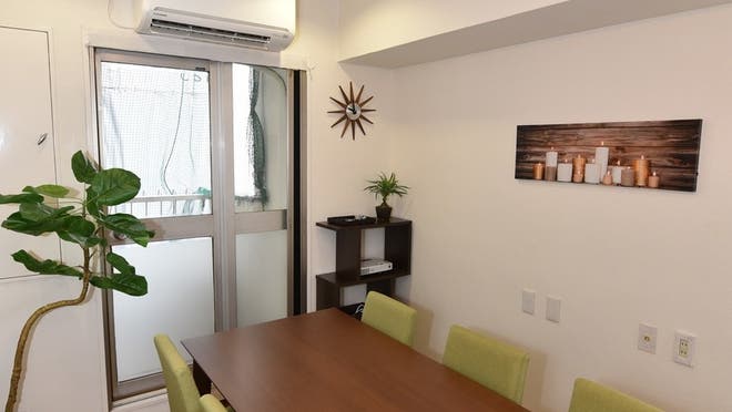 〈エキチカ会議室リーフ〉名古屋駅徒歩2分/カフェのような空間/プロジェクター無料/8名収容の写真5