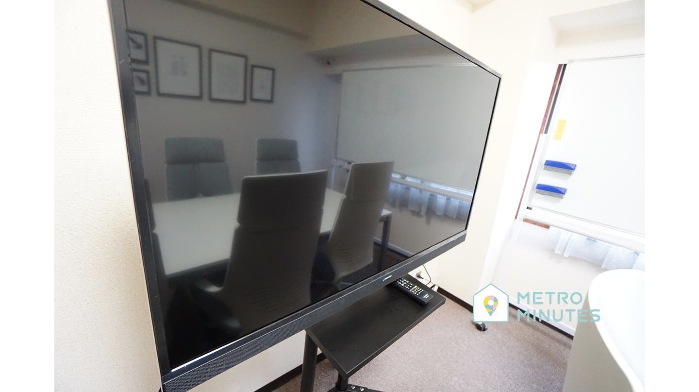 ⭐️当日割/長時間利用割あり⭐️駅から徒歩1分【全設備無料】高速WiFi/大型モニター＜ノクターン会議室＞出張/サロン利用◎の写真8